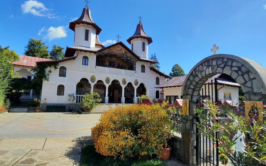 Istoria zbuciumată a Mănăstirii Crasna. Află-i povestea!